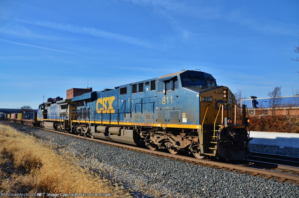 CSX 811